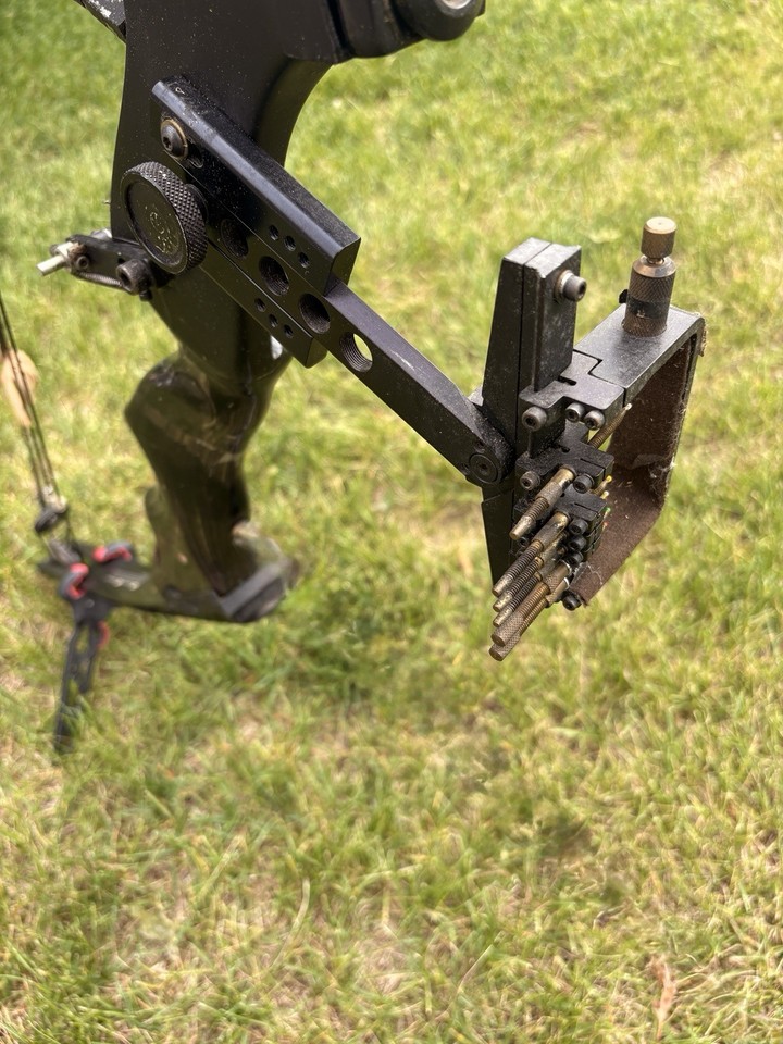 Bear Alaskan Archery Vintage Compound Bow Overdraw Rest Sight | eBay