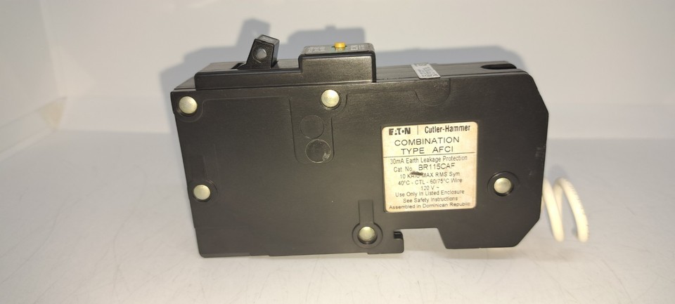 Eaton BR115CAF 1 Pole 15 Amp Combination Type AFCI Arc Fault Breaker ...