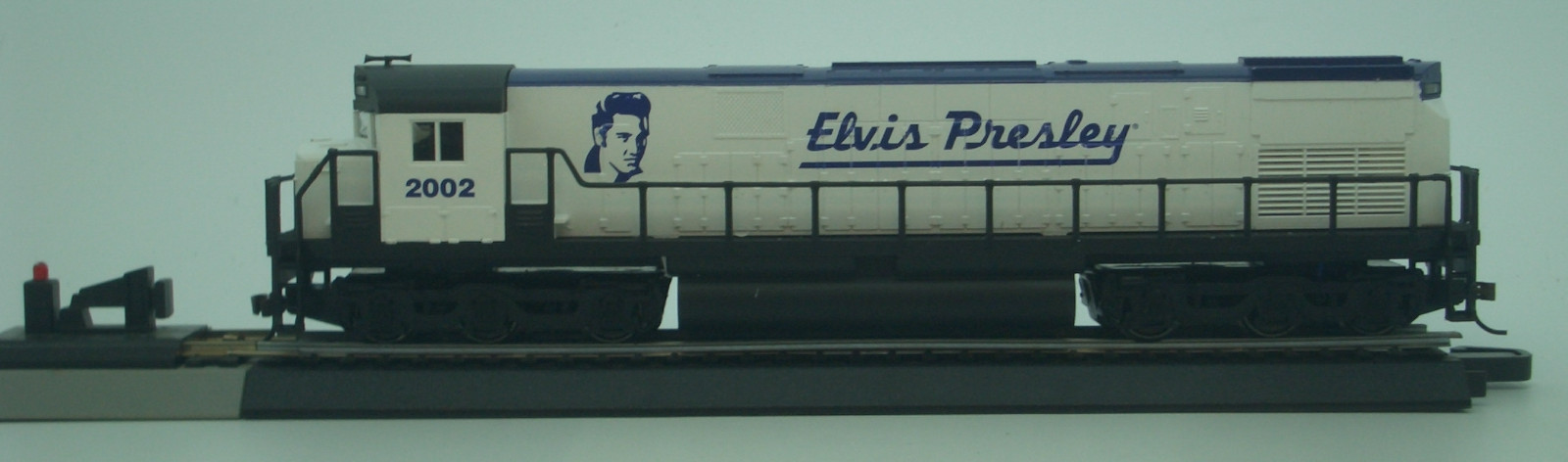 HO MEHANO ELVIS PRESLEY DIESEL LOCOMOTIVE C628 #E1005 ELVIS PRESLEY ...