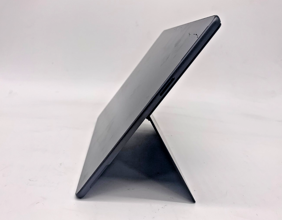 Microsoft Surface Pro 9 2038 i7-1265U 16GB DDR5 256GB SSD Black -Fair ...