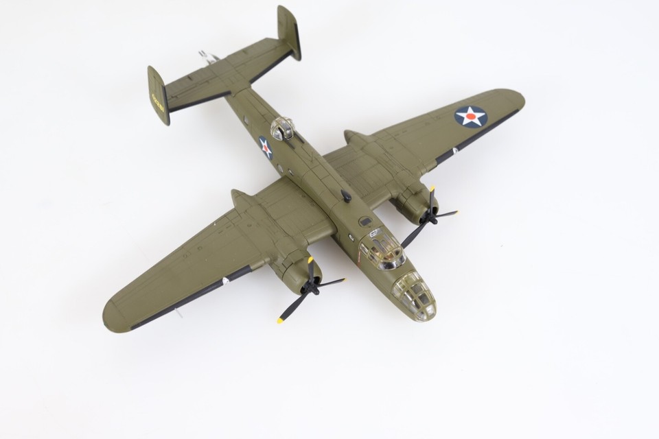 Corgi AA35312 1:72 Scale North American B-25B Mitchell "Ruptured Duck ...