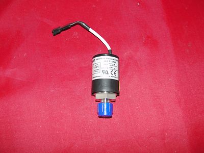 STASET Solid State Pressure Switch EA100AD-117 207 KPA 193 | eBay