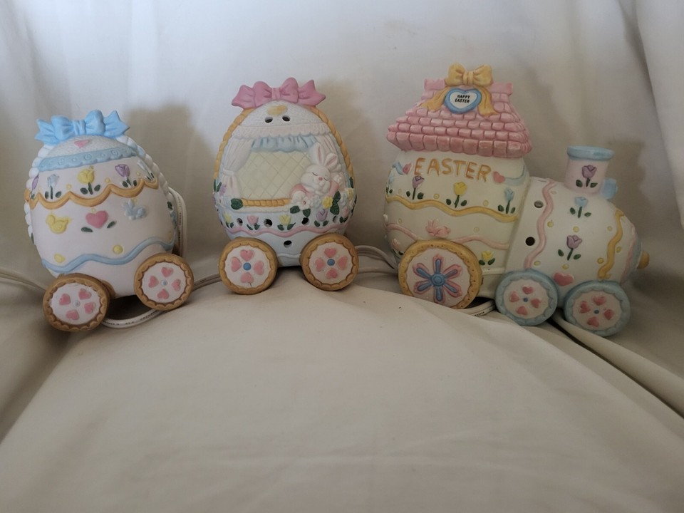 Lighted Easter Porcelain 3 Piece Train Set Night Light Spring Decor ...