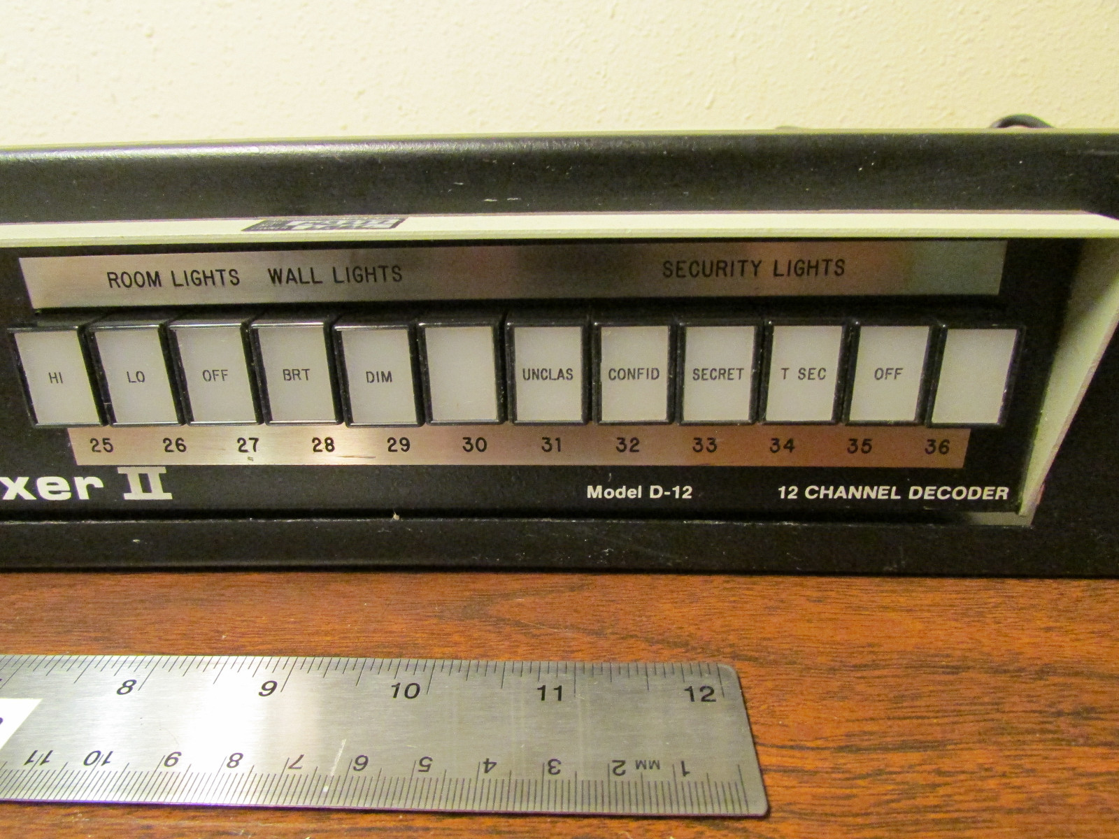 York Controls Controlplexer II Model D-12 12-Channel Decoder For ...