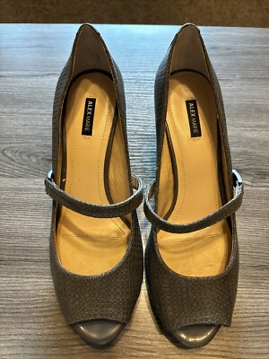 Alex Marie Grey Peep Toe Shoes, Kitten Heels, Buckle Sling Back, size 9 ...