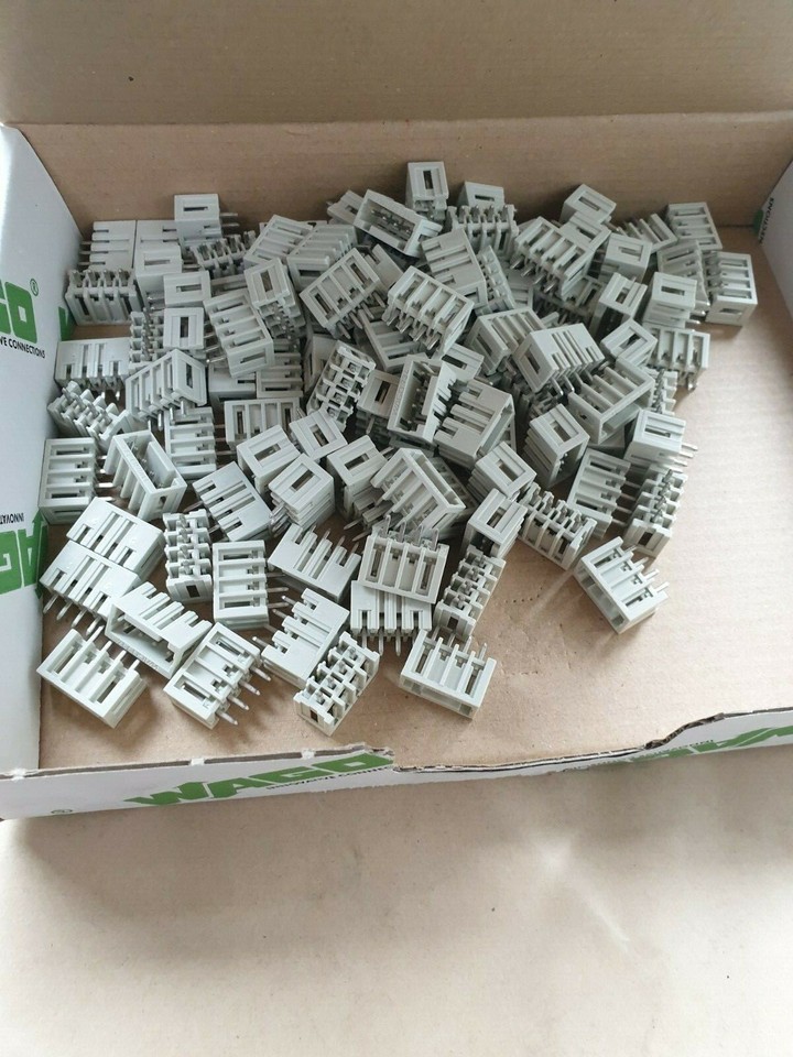 WAGO 734-134 4 Position 3.5 mm Through Hole Straight Angle Header Plug ...