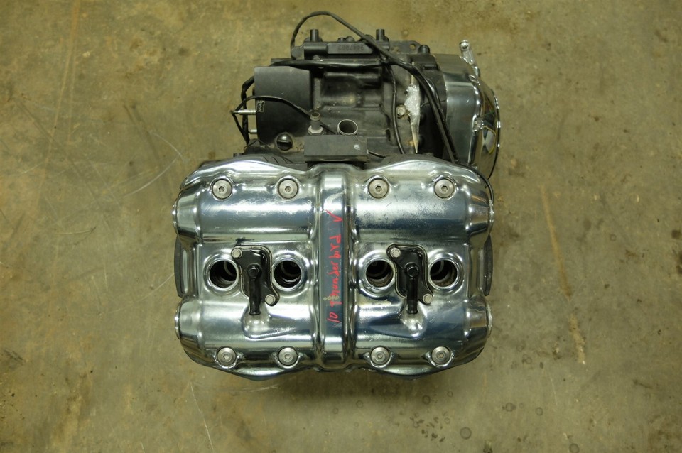 10 Triumph Thunderbird 1600 engine motor | eBay