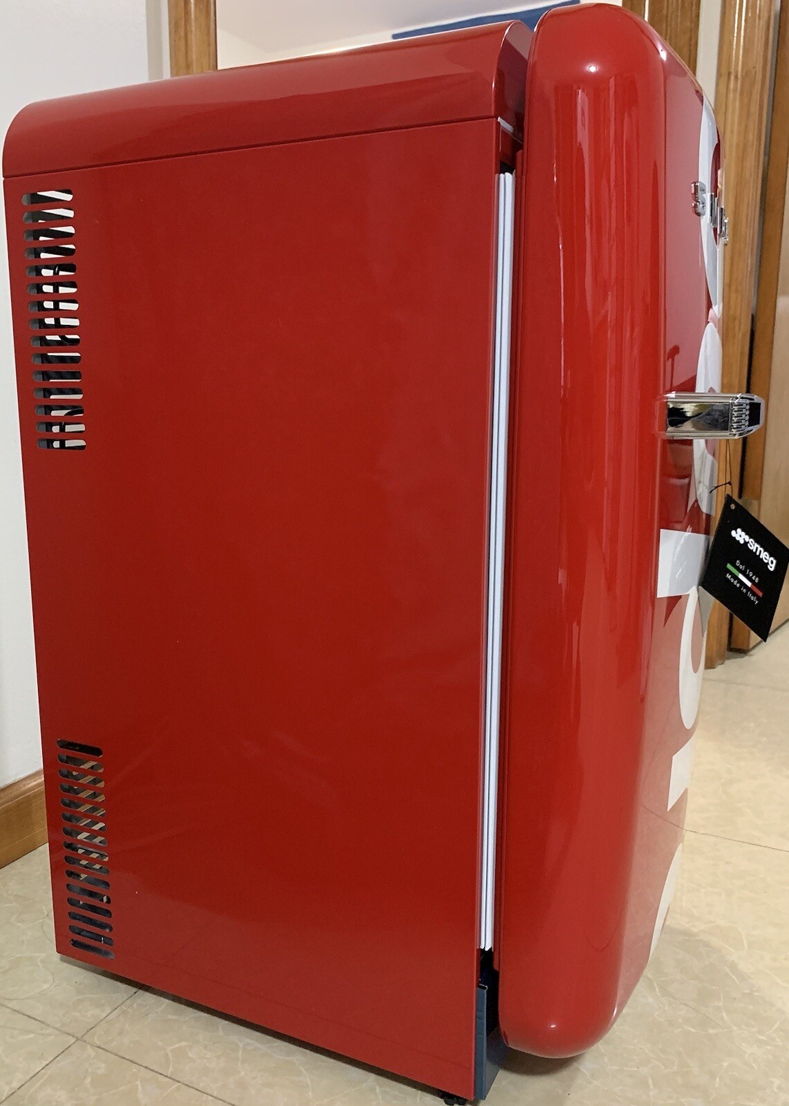 Brand New Supreme X SMEG Mini Fridge, New York Pick Up Only , 💯 ...