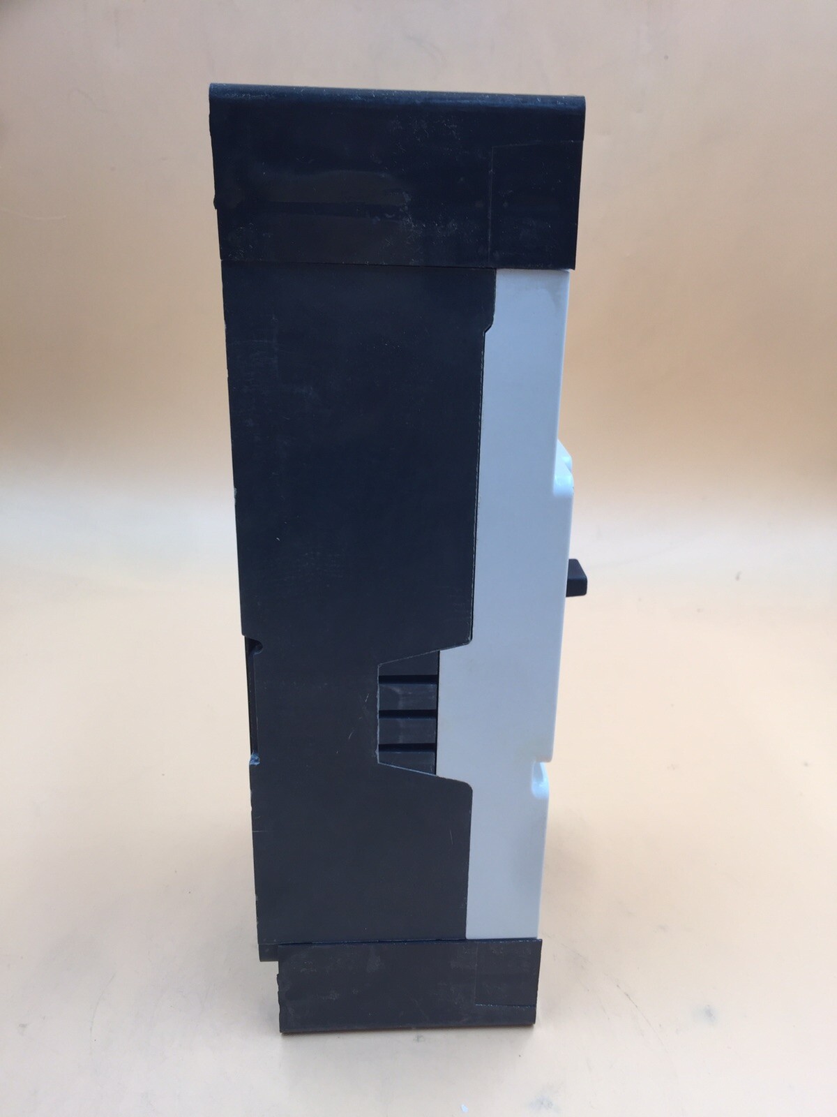 Eaton Series C KD3400 400A 600V Complete Molded Case Circuit Breaker ...