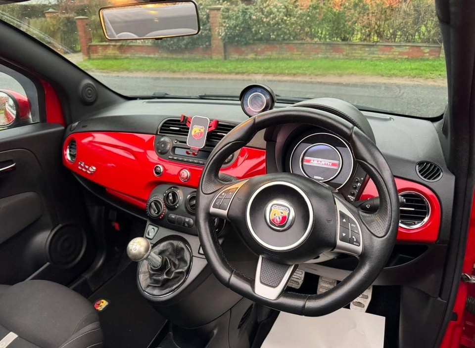 2016 FIAT ABARTH 595C CONVERTIBLE GENUINE 53,000 MILES 5 SERVICES ...