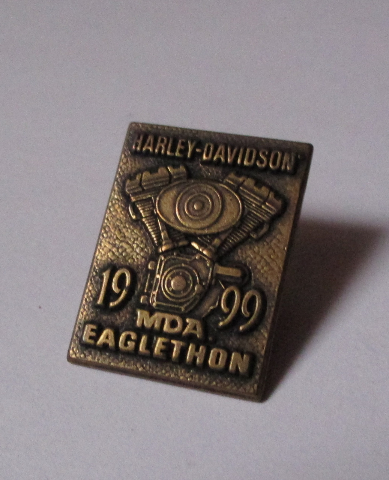 pin's Harley Davidson (26 versions to choose from: HOG, rally, Tomahawk ...