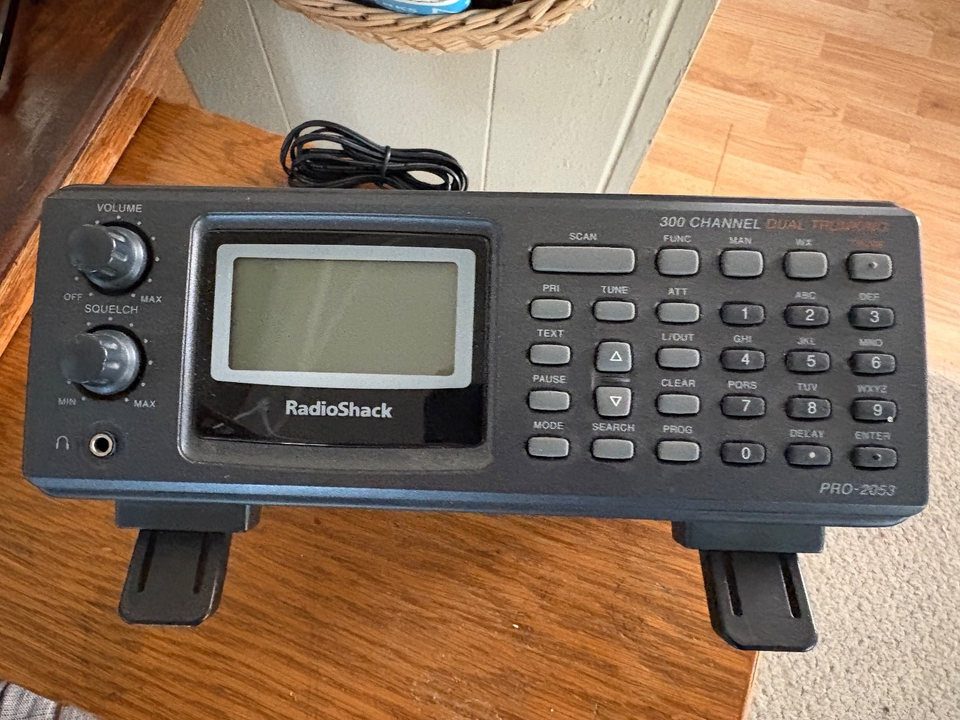 2 Scanners Radio Shack Pro-2026 Patrolman & Pro-2053 Dual Trunking read ...