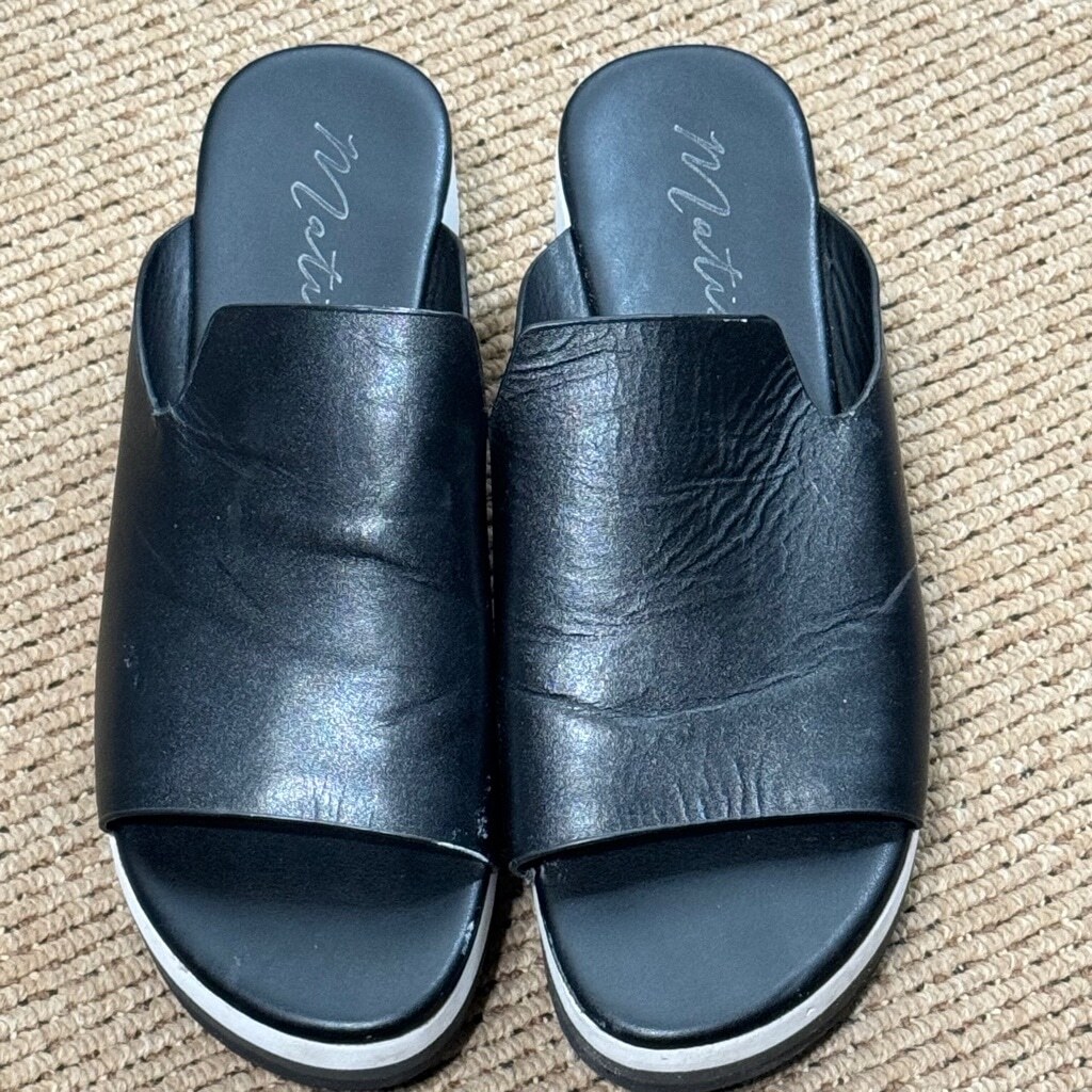 Matisse Elsie Black and White Platform Slides Women's… - Gem