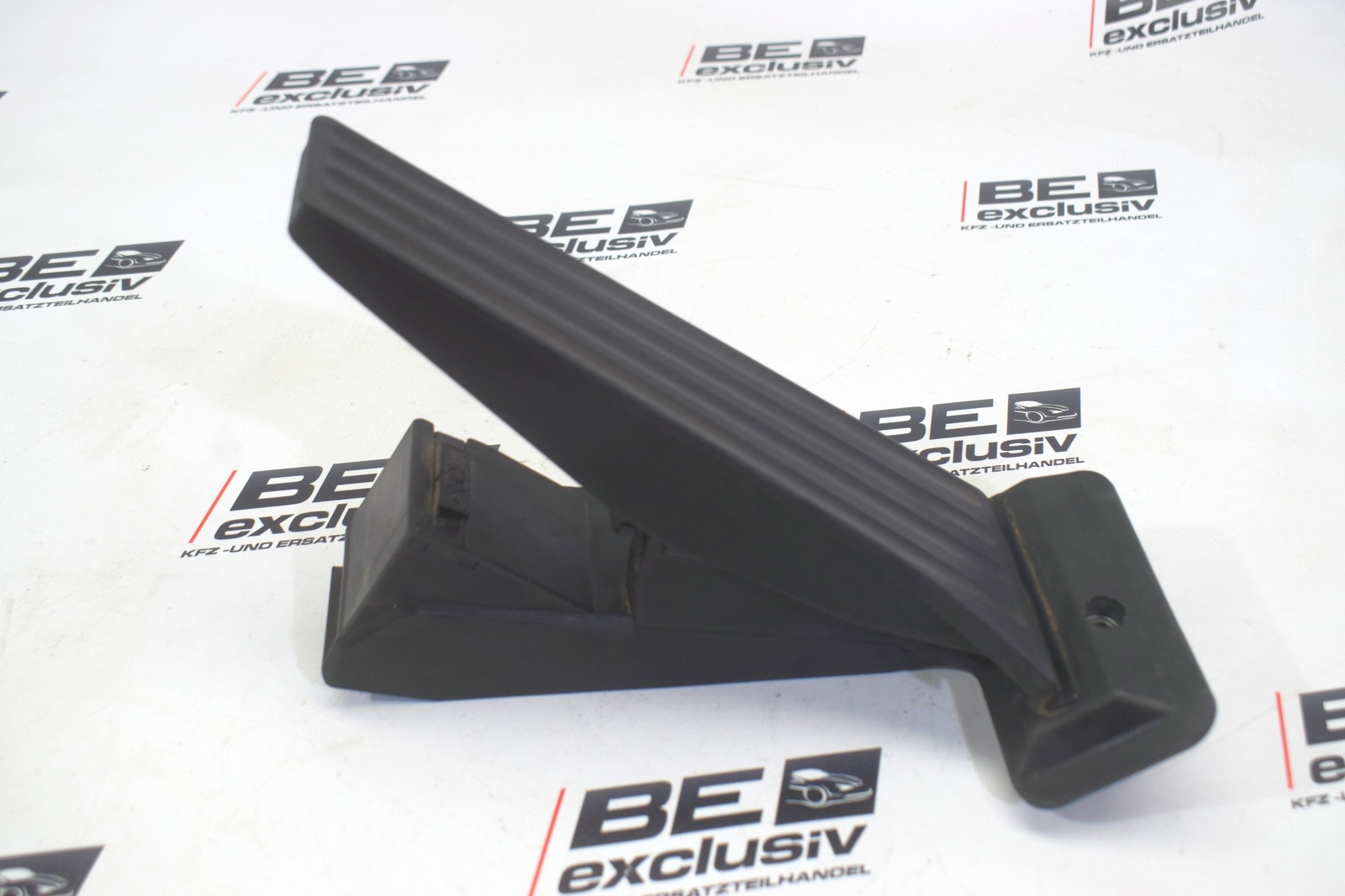 BMW X5 E70 xDrive35i Gaspedal Gasfusshebel E-Gas Pedal Pedalerie ...