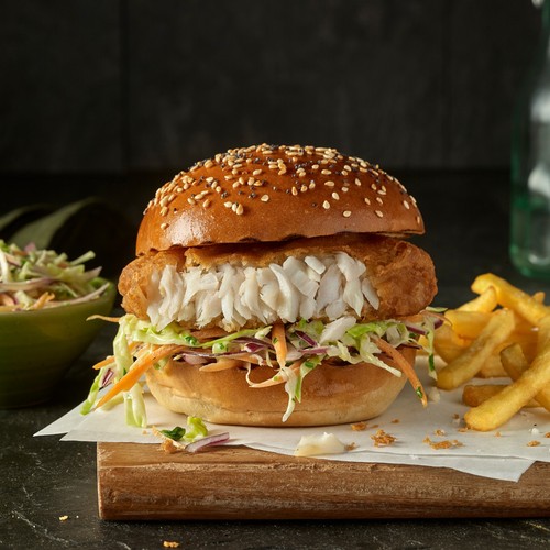 Youngs Frozen MSC Fish Fillet Quarter Pounders | 24x113g | Free ...