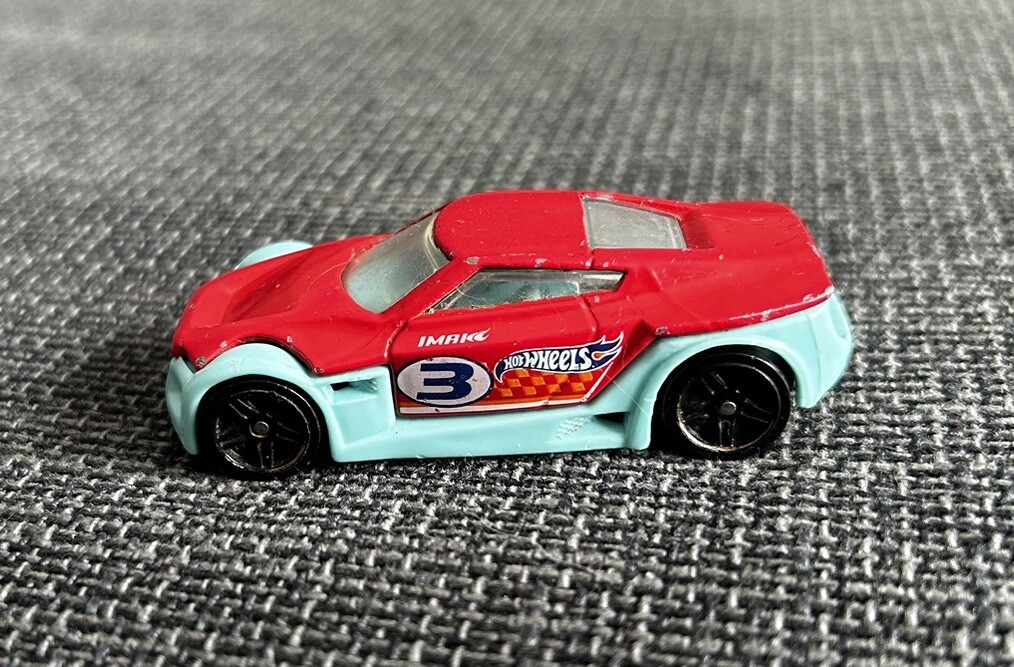 Nice Hot Wheels Die Cast Race Car Symbolic in Red and Blue number 3 | eBay