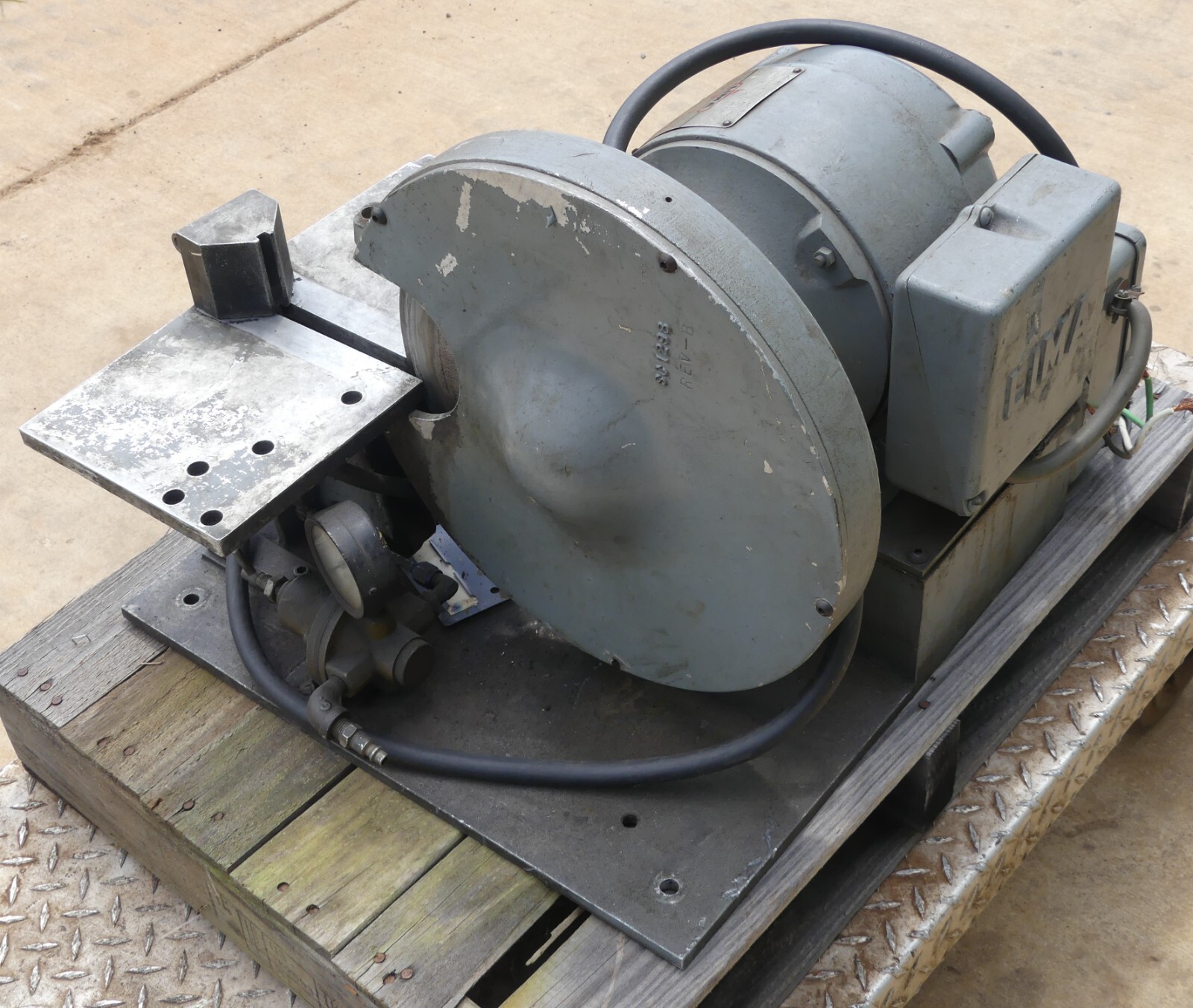 Leonard Tube Master 2C Tube & Pipe Finishing Mach +Aeroquip Hose Cut ...