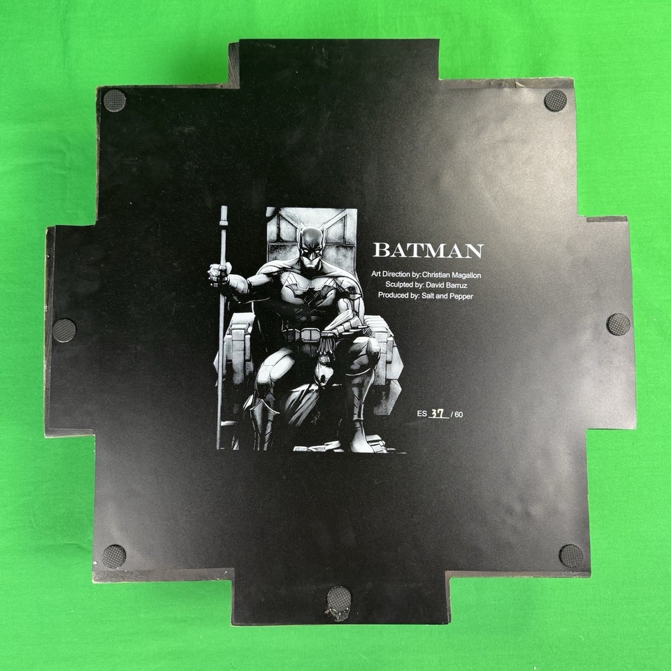 BATMAN ON THRONE Justice League Betrayal Custom Statue 1:4 Scale ...