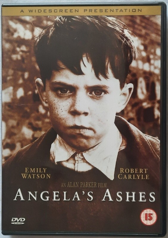 Fiona Daly's Instagram, Twitter & Facebook on IDCrawl