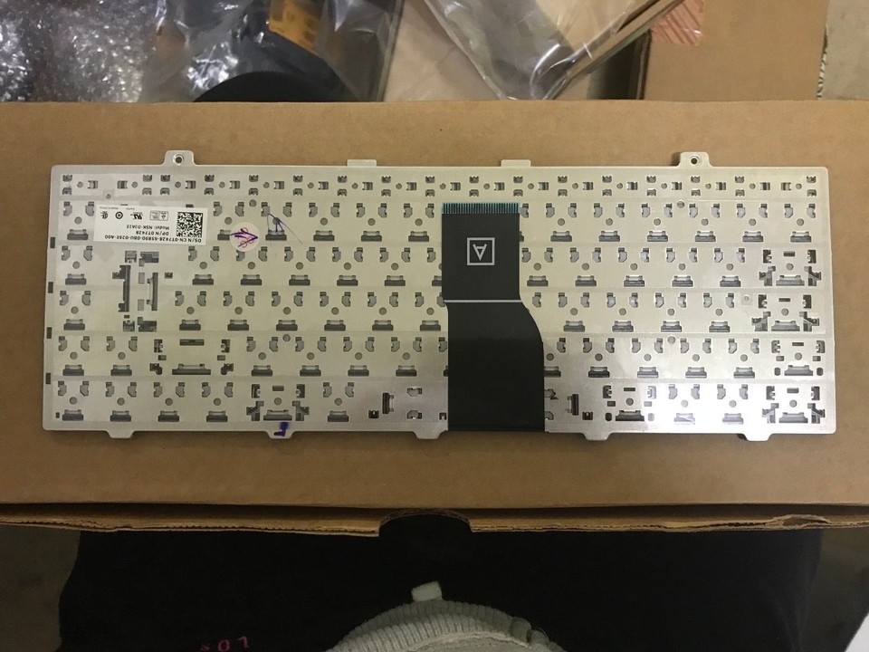 NEW Genuine Dell Studio 1450 1455 1457 1458 Spanish Laptop Keyboard P/N ...