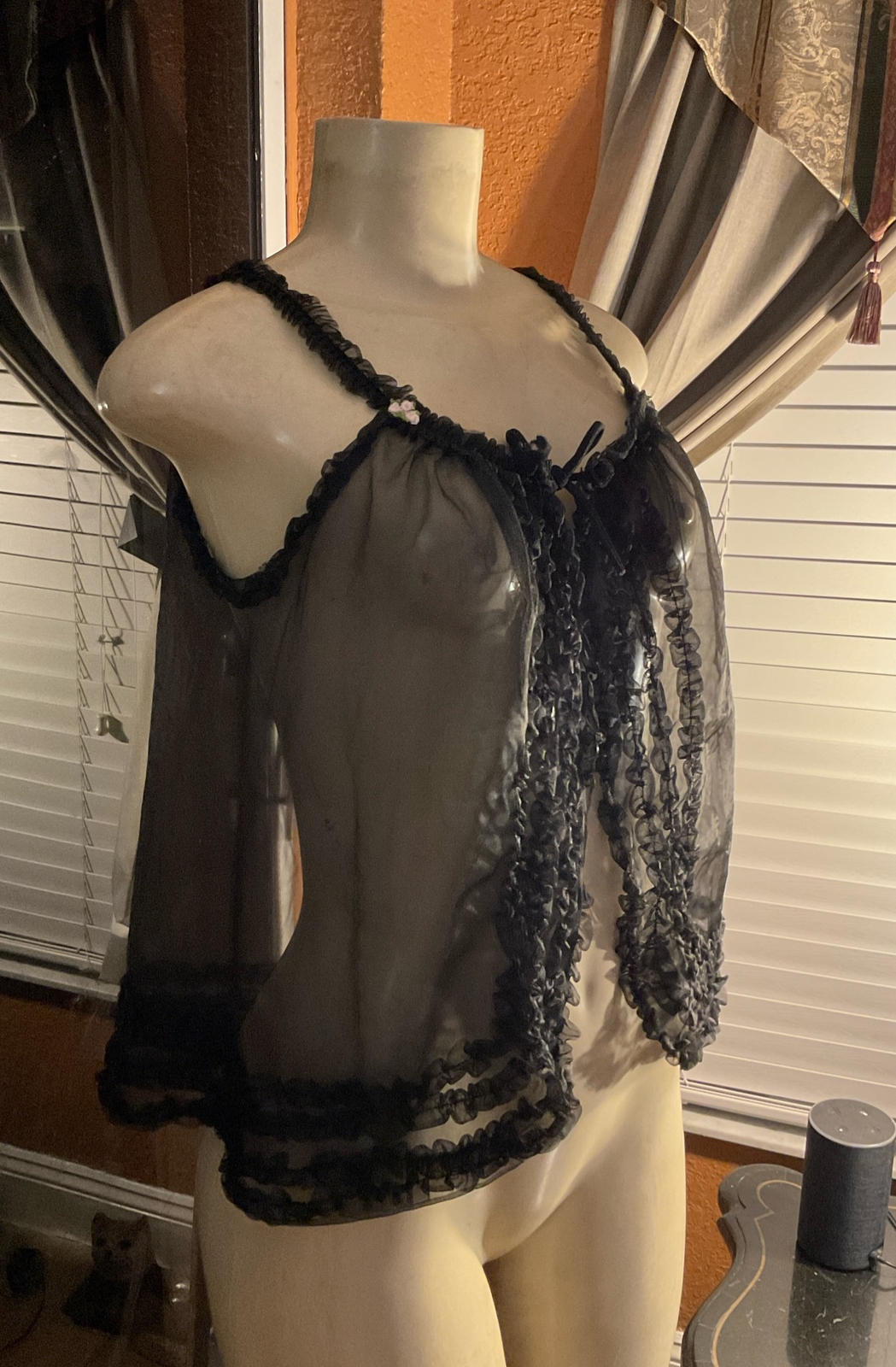 VTG Slumber Suzy Black w/Lace Sexy Sheer w/Ruffle Tr… - Gem
