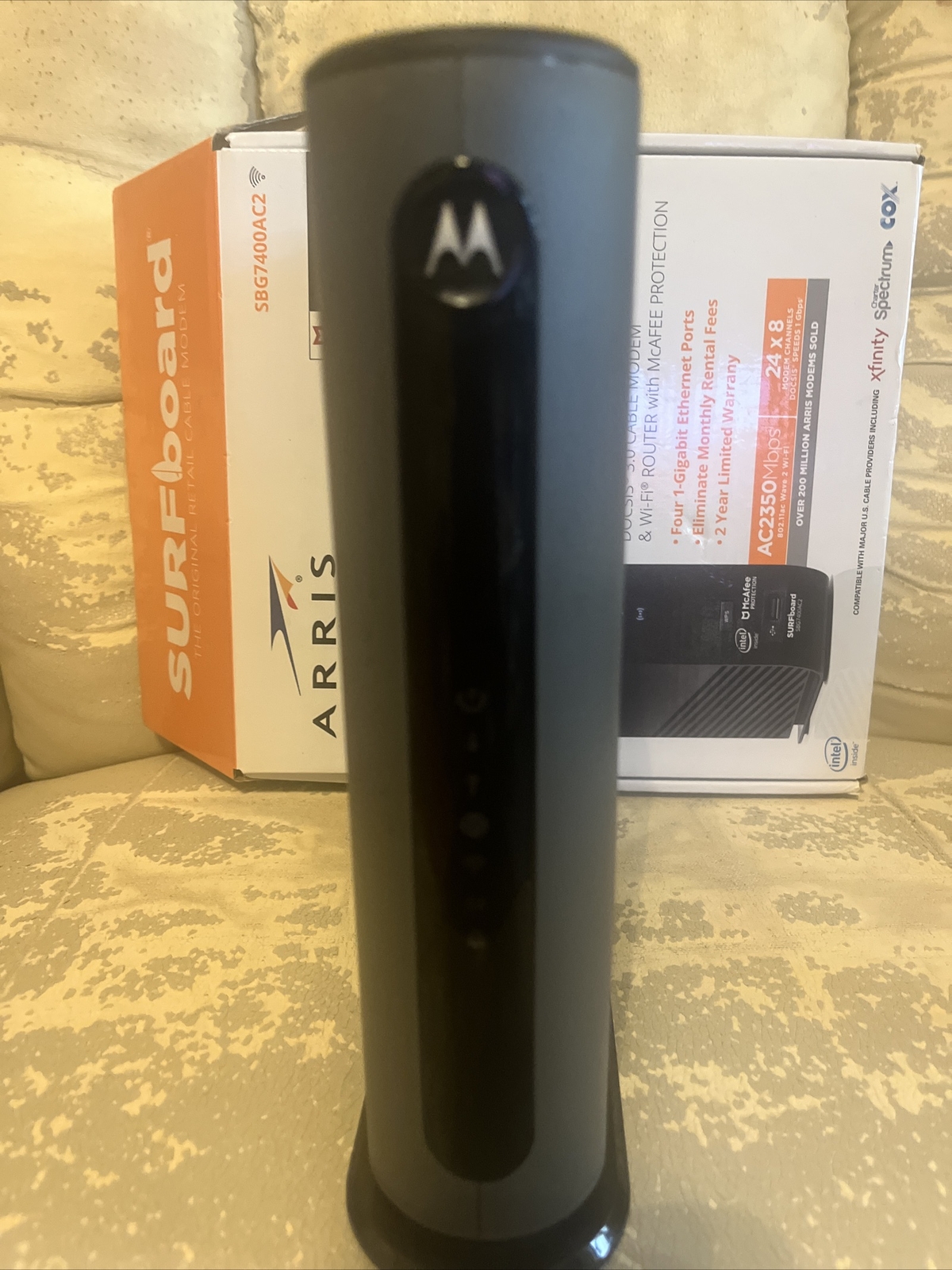Motorola MG7550 16X4 Cable Modem & AC1900 WiFi Router Combo W/ Power ...
