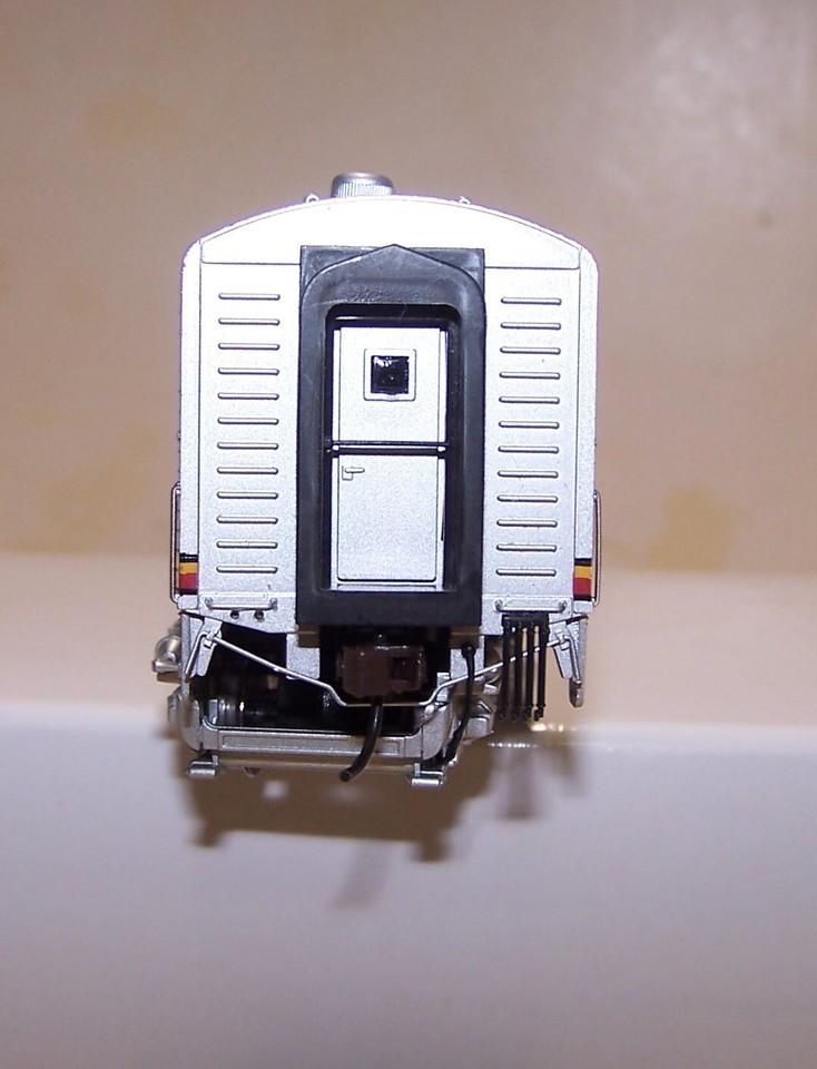 HO BROADWAY LIMITED EMD E8B, SANTA FE ATSF NON POWERED DUMMY | eBay