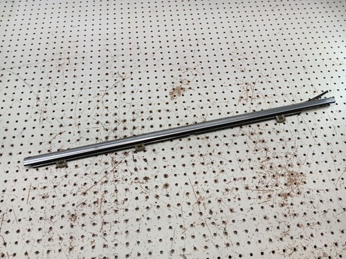 2014-19 GMC Sierra 2500 Denali Front Driver Side Lower Window Molding ...