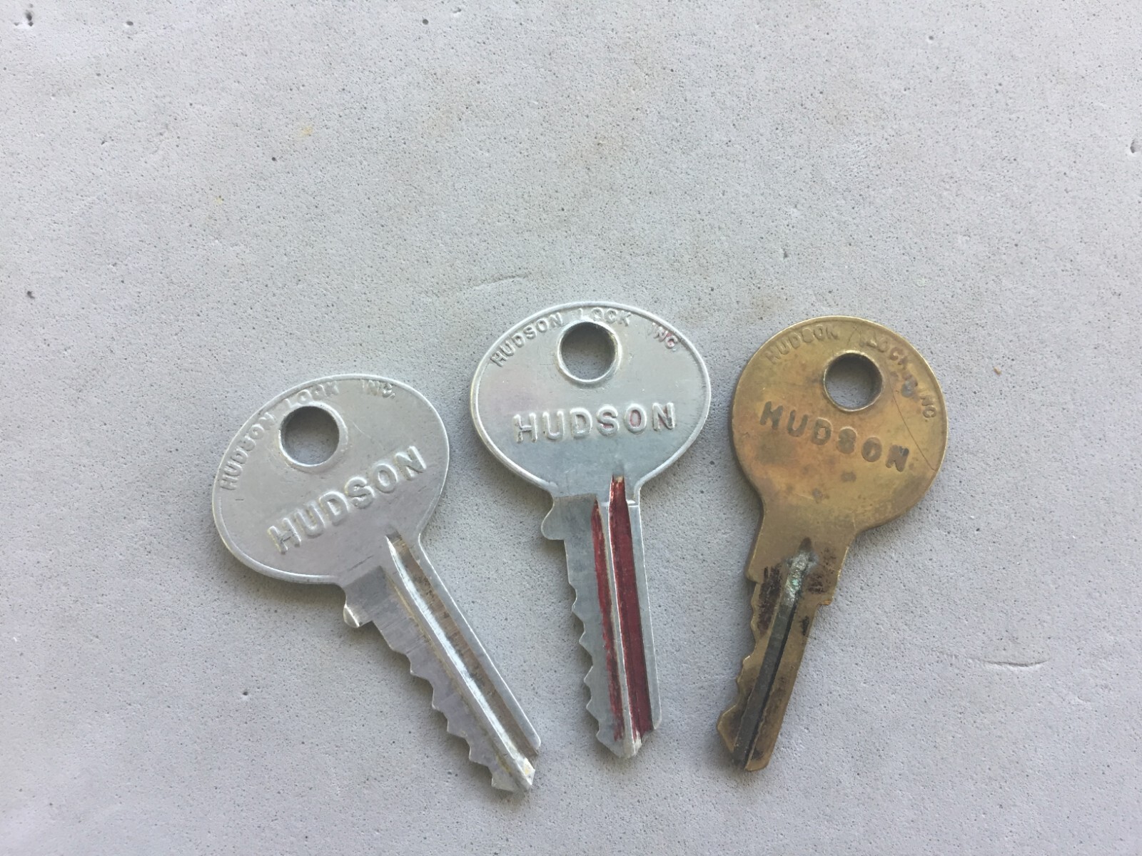Vintage Key 1 5/8" Long Lot 3 Hudson Lock Co # L001, L008. MM917 | eBay