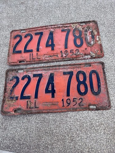 MATCHING SET 1952 ILLINOIS LICENSE PLATES ORANGE PAIR | eBay