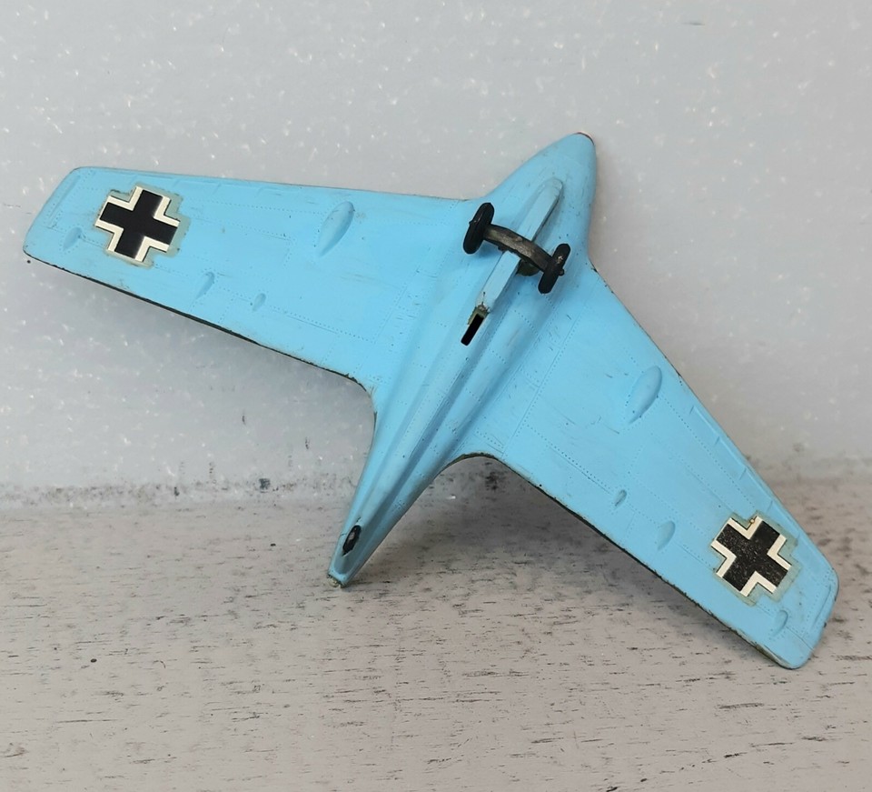 1:72 Scale Built rough Plastic Model Airplane WWII German Me 163 Komet ...