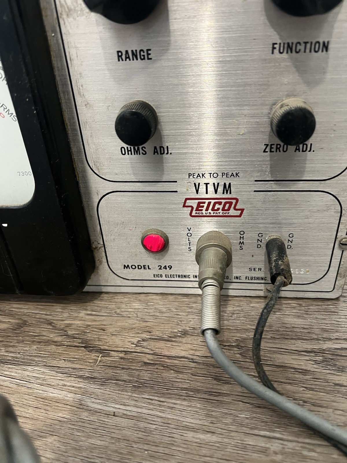 Vtg EICO VTVM Model 249 Vacuum Tube Volt Meter Ohm Meter Powers On w ...