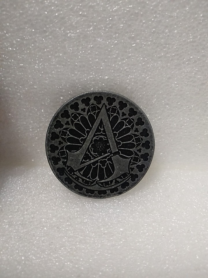 Assassins Creed Unity Collectible Metal Coin Medallion Loot Crate ...