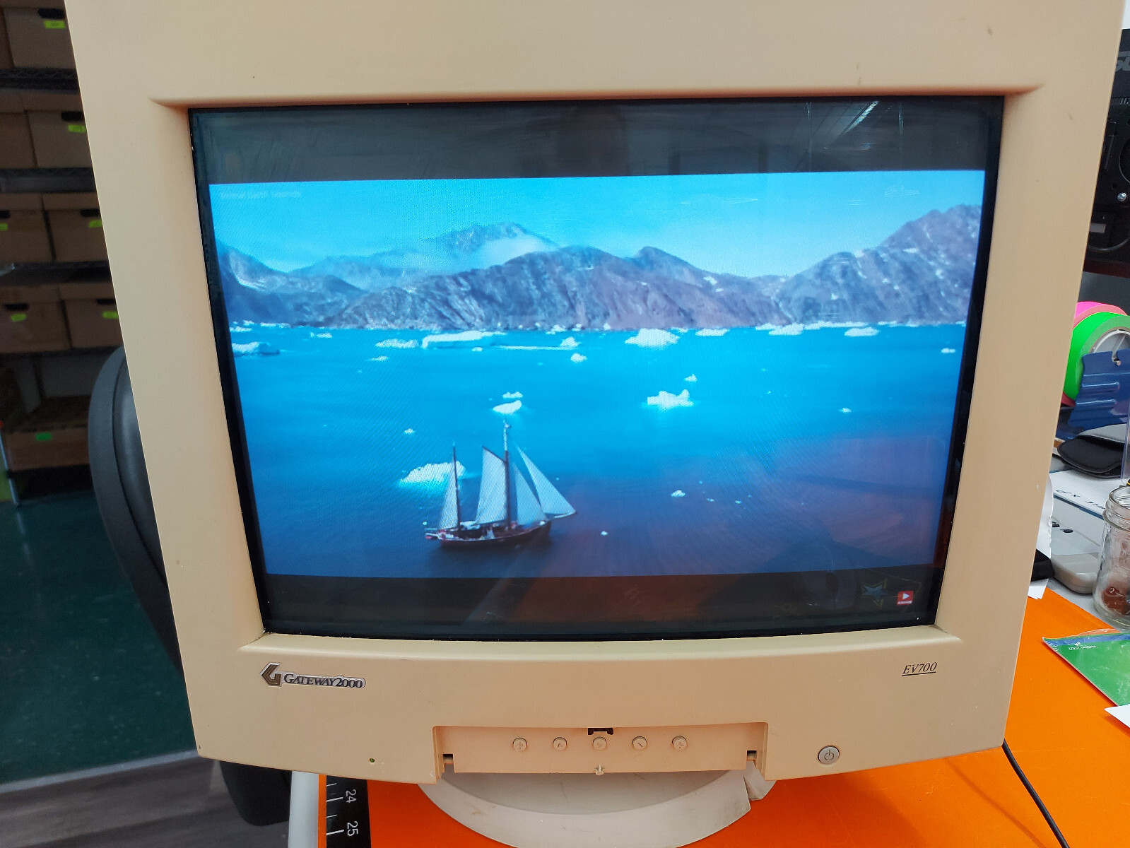 ⭐⭐⭐⭐⭐ Vintage 1998 Gateway EV700 CRT Retro Gaming Monitor 700-069CS | eBay