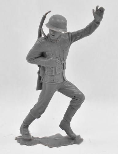Marx WWII 6" German Soldier Waving Plastic Army Men Toy Soldier Figure ...