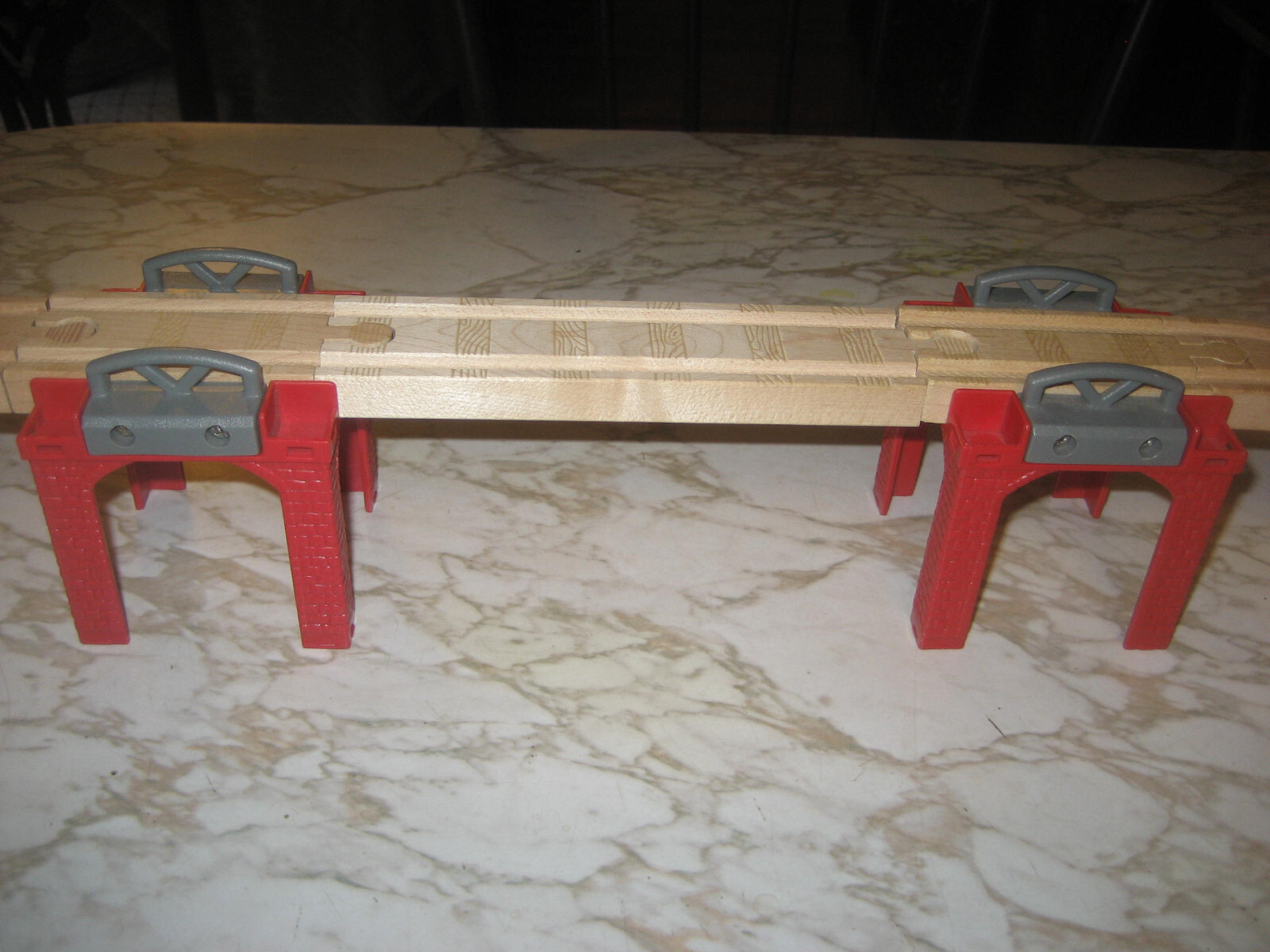 Thomas & Friends Wooden Railway Stacking Riser 5-PC Elevated Track Set ...