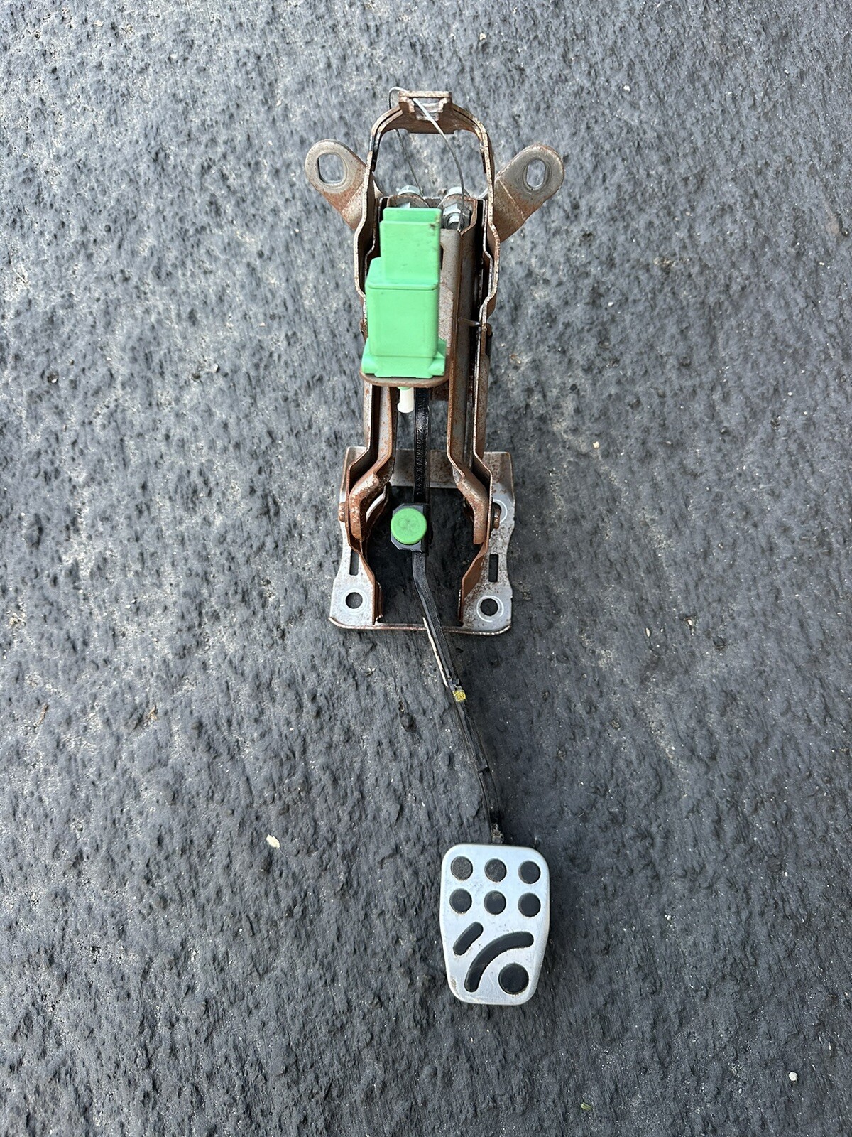 2004-2011 Mazda RX8 Gas Clutch And Brake Pedal Set rx-8 | LHD | OE | Pedals