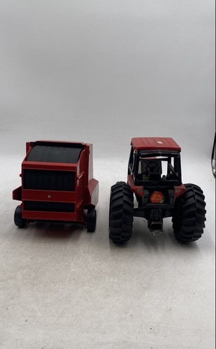 Vintage Red Black Diecast Case International Caseih 8465 Farm Tractor ...