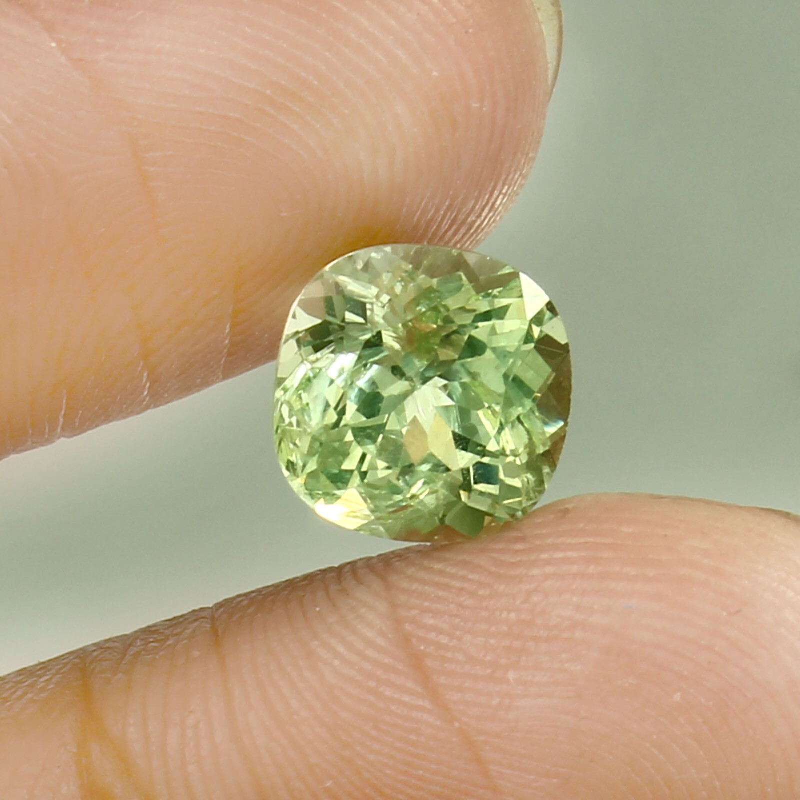 AAA 9x9 MM Natural Flawles Green Ceylon Chrysoberyl Loose Cushion ...