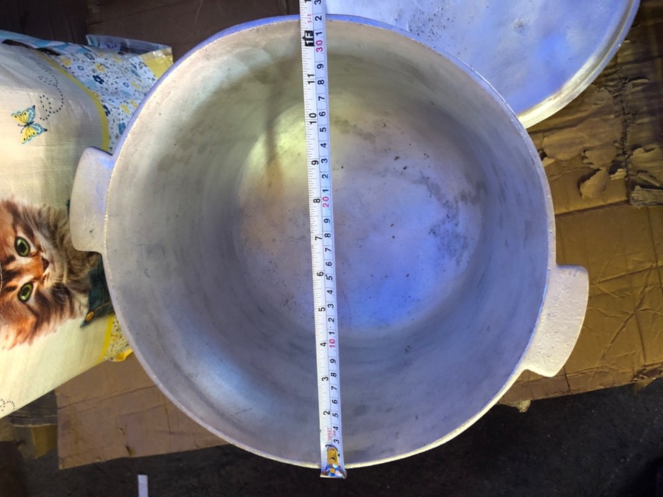 Jamaican Dutch Pot Heavy Dutchie Food Soup Stew Stock Pot 31.75cm 12.5 ...