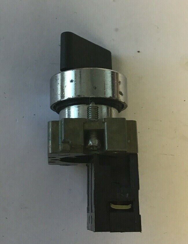 TELEMECANIQUE ZB2-BE101 CONTACT BLOCK 10A 400V W/CONTACT BLOCK ASSY ...