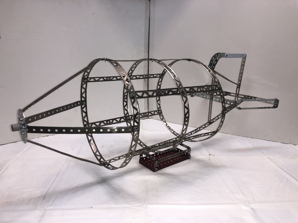 VINTAGE ERECTOR SET dirigible, blimp wow AC GILBERT LEGO MAN CAVE RC ...