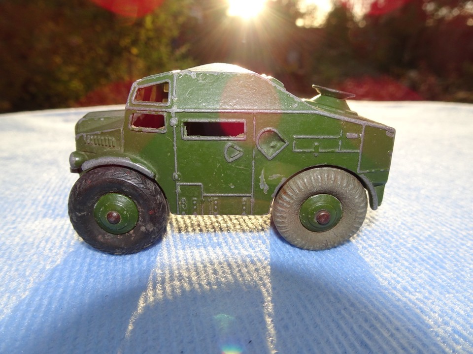 Dinky Meccano Toy Model Military Vehicle Field Artillery Tractor 688 ...