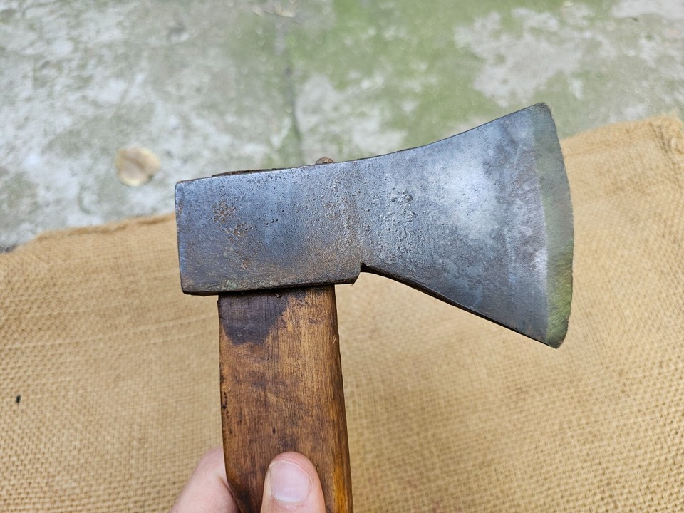 "ADLER " SMALL VINTAGE ANTIQUE GERMAN AXE WOOD CARVING HATCHET ...