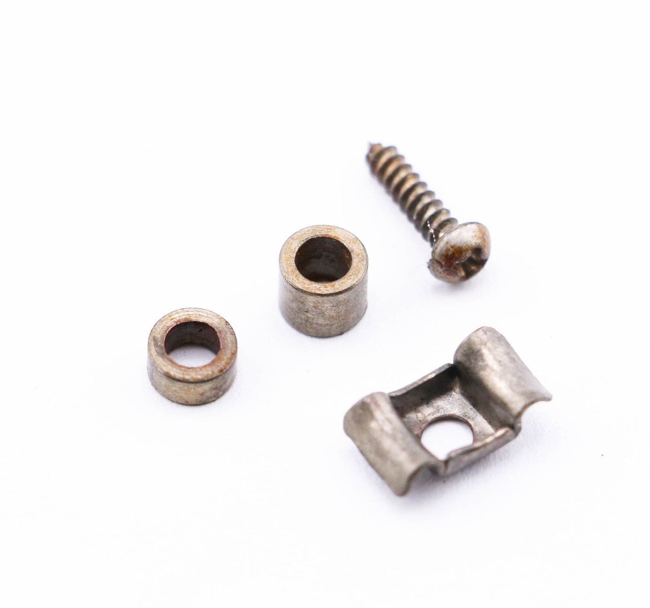 AGP ™ - Fender ® Strat ® Tele ® Aged Relic Butterfly String Retainer ...