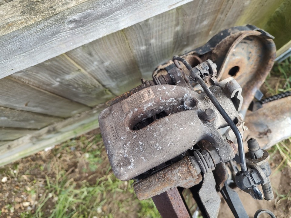 PEUGEOT PARTNER CITROEN BERLINGO 08-18 COMPLETE REAR AXLE | eBay UK