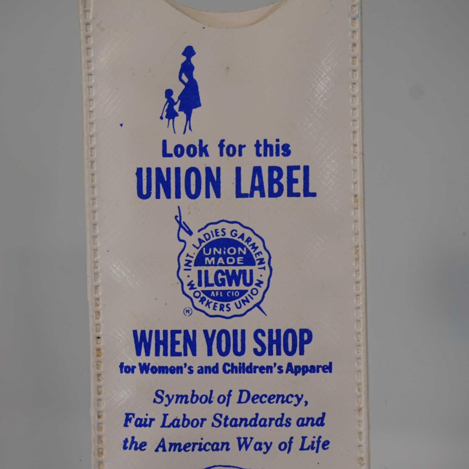 ILGWU Union Label Vintage Sewing Mending Kit Ladies Garment Workers ...