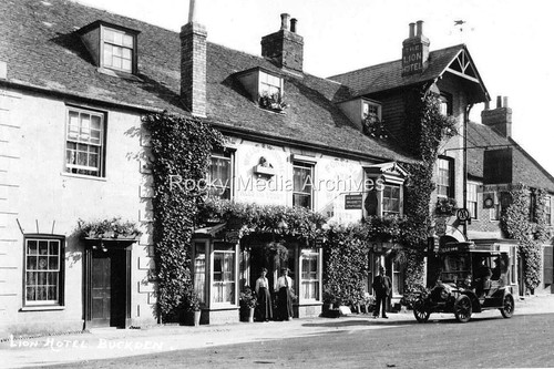 Mpl-64 The Lion Hotel Pub, Buckden, Wells & Winch Ales, Biggleswade ...
