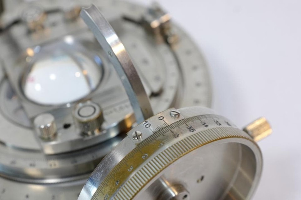 Leitz Universal Rotating Stage UT4 Transmitted Polarizing 4-Axis SN1892 ...