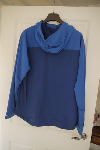 patagonia size Large, LMs Torrentshell Waterproof in blue Lovely clean ...